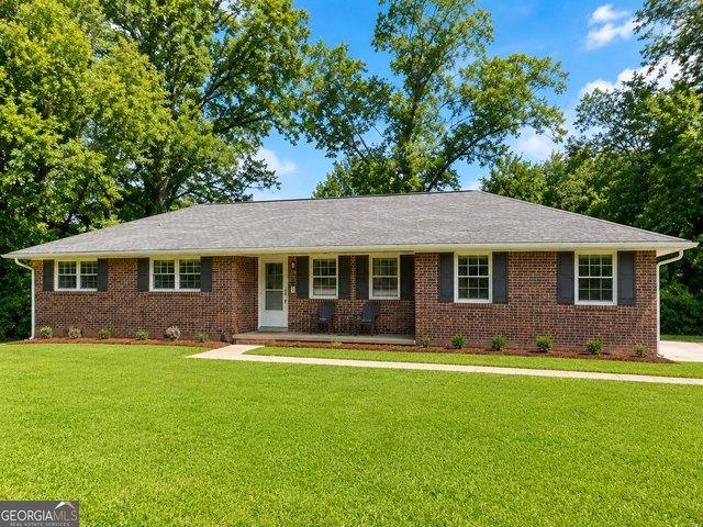 29 Daniel Dr, Griffin, GA 30223