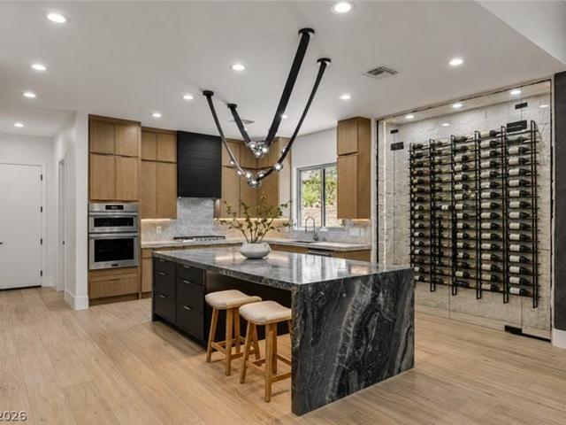 29 Desert Highlands Dr, Henderson, NV 89052