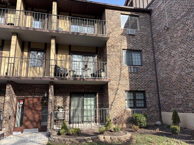 29 Donna Ct Apt 4, Staten Island, NY 10314