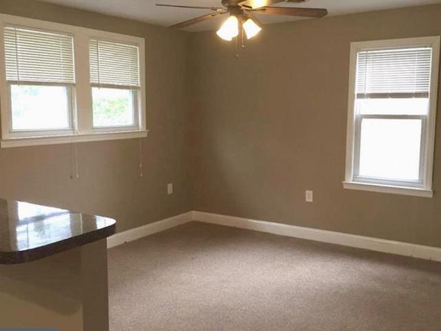 29 E Buckingham Avenue # 2ND FL