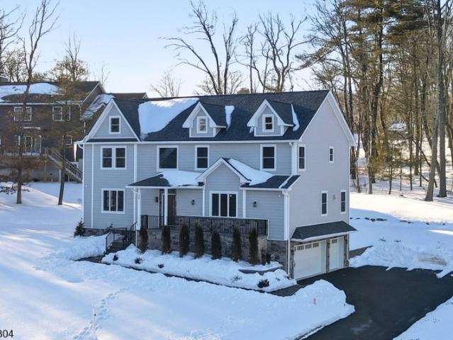 29 Eagles Nest Ter