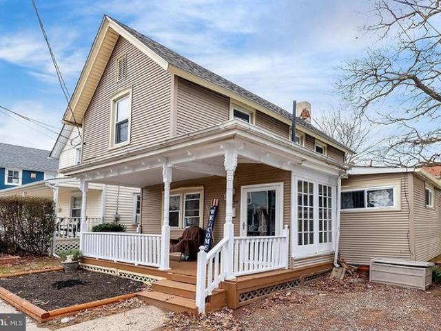 29 East Ave, Pitman, NJ 08071