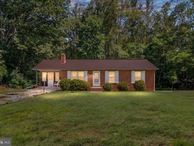 29 Ebenezer Church Rd, Stafford, VA 22556