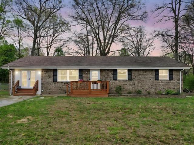29 Edgewood Cir, Fort Oglethorpe, GA 30742