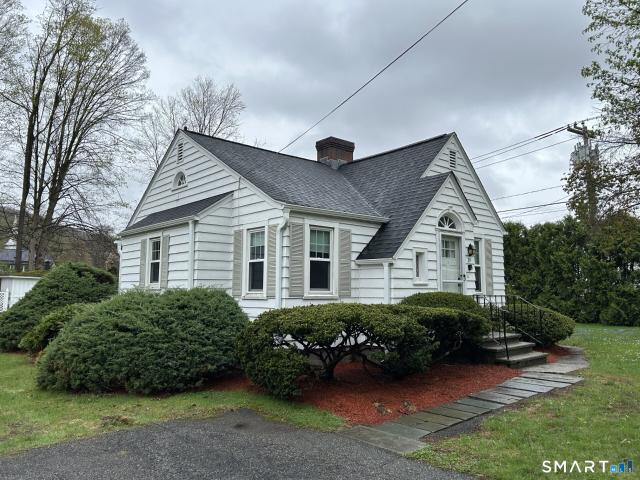 29 Elizabeth St, Kent, CT 06757 | MLS #24168 | Compass