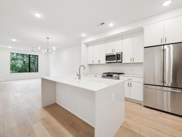 29 Enterprise Street 106
