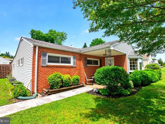 29 Evans Rd, Norristown, PA 19403