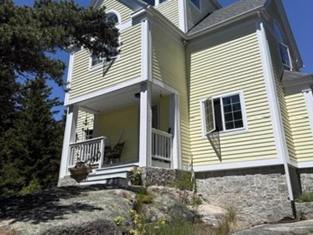 29 Forest Way, Swans Island, ME 04685