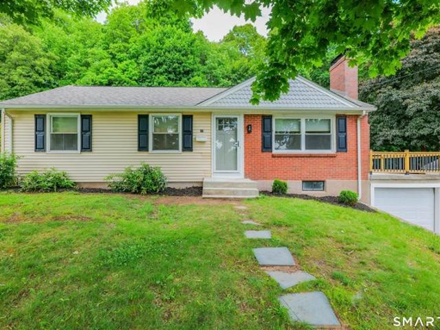 29 Fox Hill Dr, Vernon, CT 06066