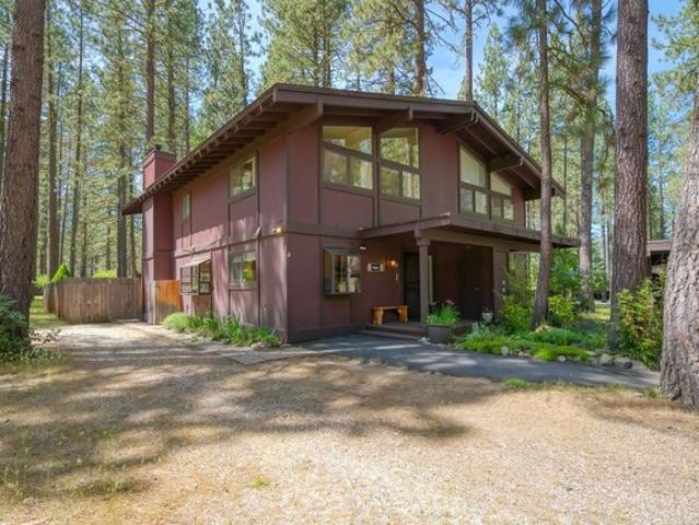 29 Graeagle Meadows Rd, Graeagle, CA 96103