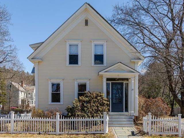 29 Grant St, Keene, NH 03431
