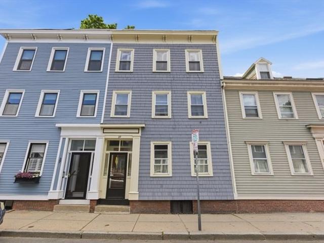 29 Green St, Boston, MA 02129