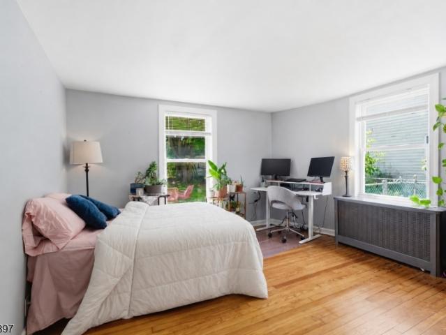 29 Gregory Ave