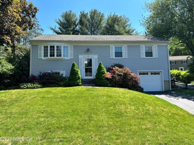 29 Guilford Ln, Greenwich, CT 06831
