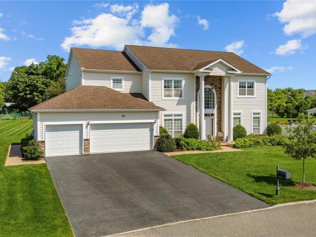 29 Hamlet Woods Drive