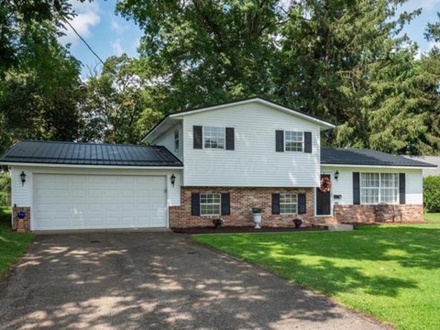 29 Hall Ave, Newark, OH 43055