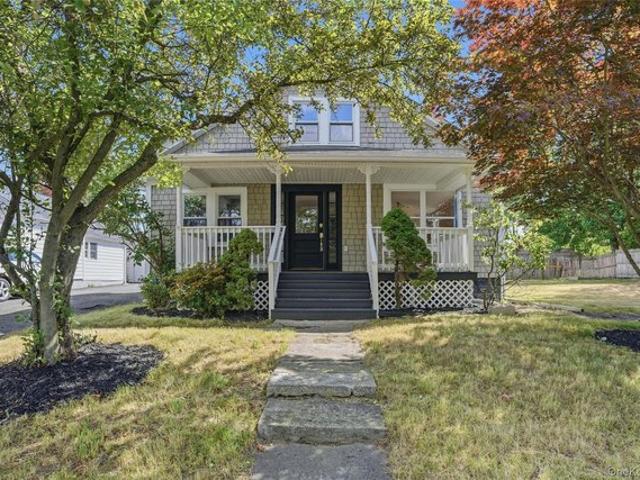 29 Harwich St, Kingston, NY 12401