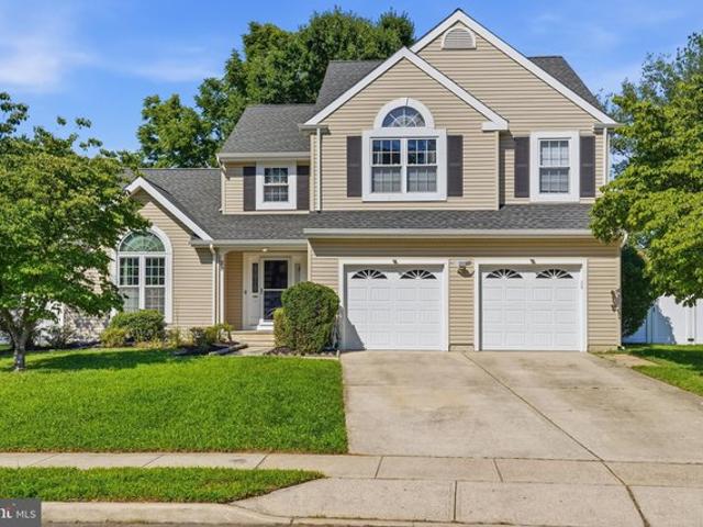 29 Harrogate Dr, Lumberton, NJ 08048