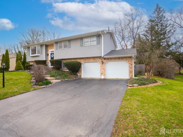 29 Hawthorne Lane
