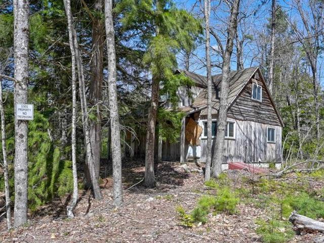 29 Hawk Rd, Conway, NH 03860