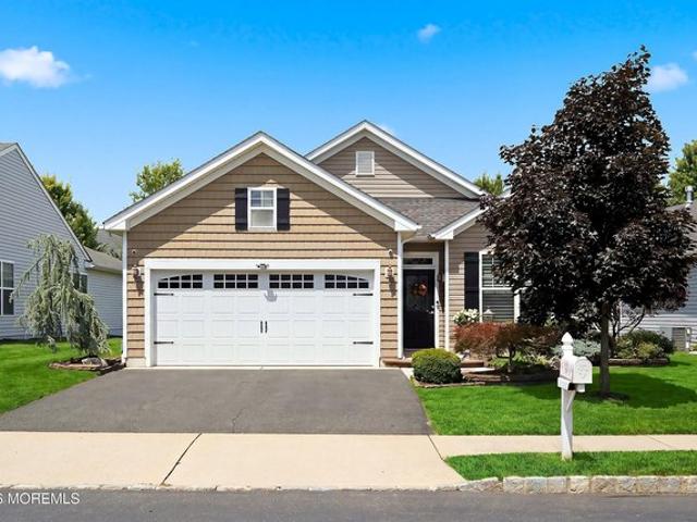 29 Heath Ln, Jackson, NJ 08527