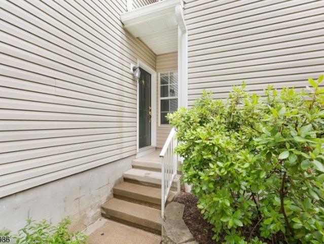 29 Heatherwood Lane