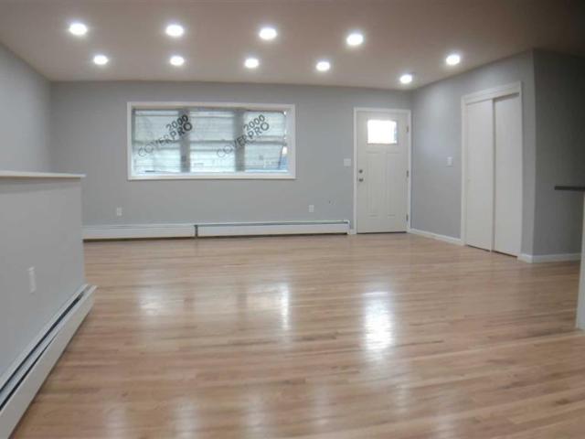 29 Heaney Drive