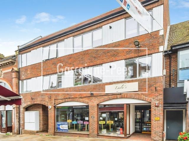29 High Street, Leatherhead KT22, 2 bed flat to rent, £1,650 pcm | PrimeLocation