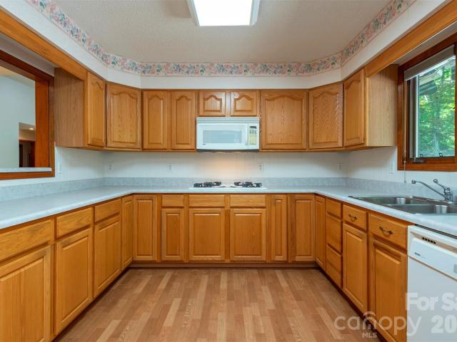 29 Hillcreek Drive