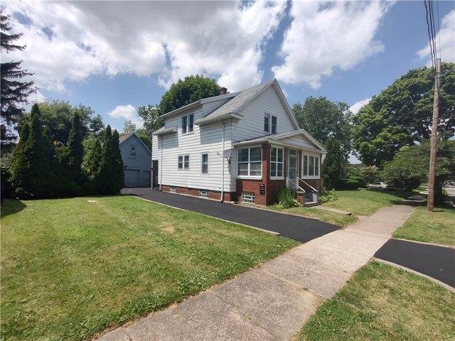 29 Hillcrest St, Rochester, NY 14609