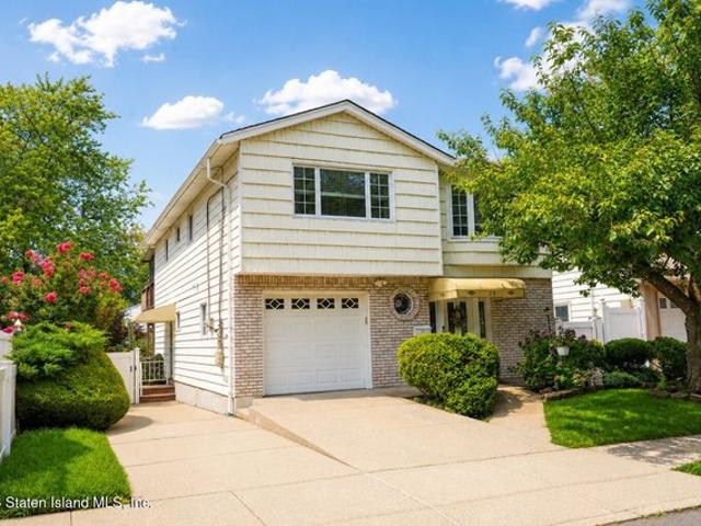 29 Ismay St, Staten Island, NY 10314