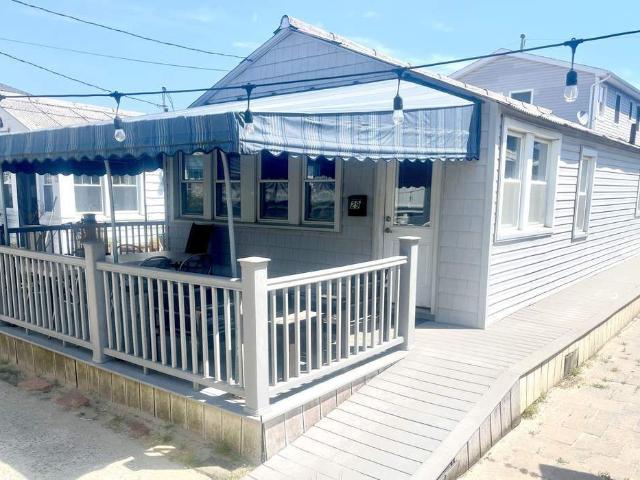 29 Irving Walk, Queens, NY