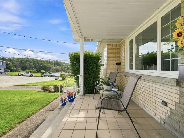 29 Jackson Dr