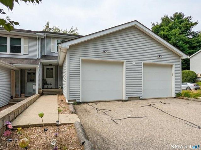 29 Kathleen Dr Apt 7E, Windham, CT 06226