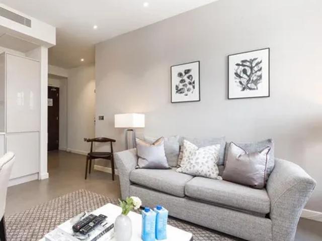 29 Kensington Court, London, W8 5DS, United Kingdom | 2 bed apartment for rent #128994388 | Rentberry