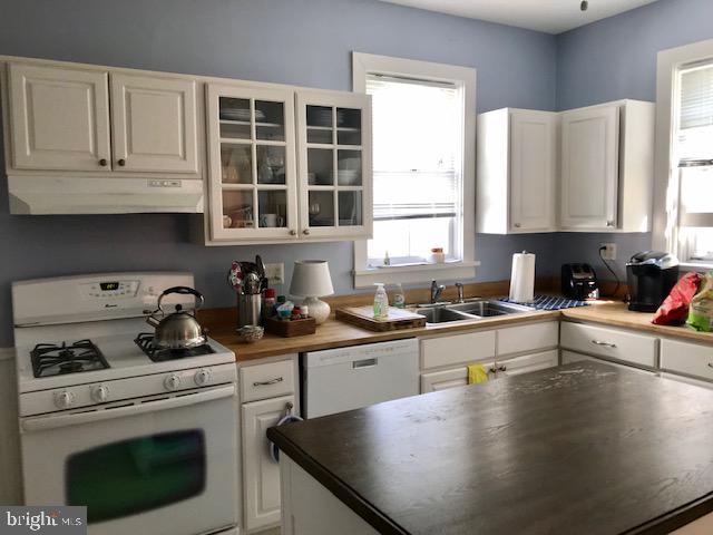 29 Lafayette St, Hopewell, NJ 08525 | MLS #NJME2076 | Compass
