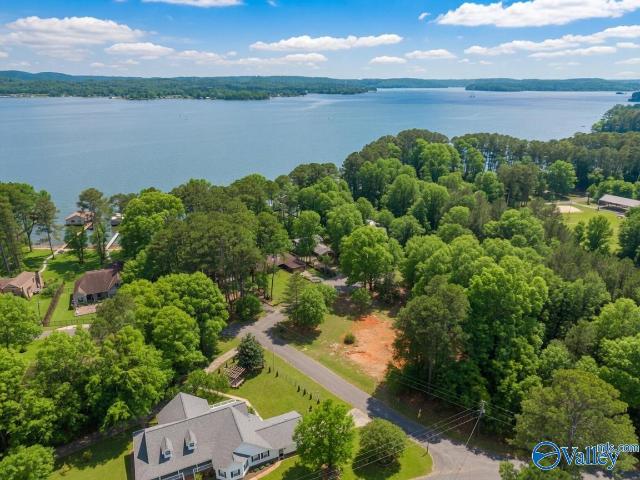 29 Lake Breeze