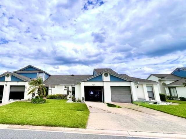 29 Lakepointe Cir, Kissimmee, FL 34743