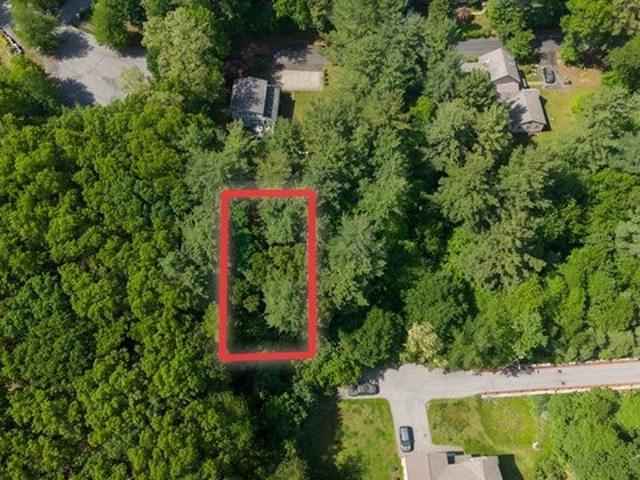 29 Lee Rd, North Reading, MA 01864