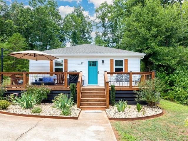 29 Lee Way, Taylors, SC 29687