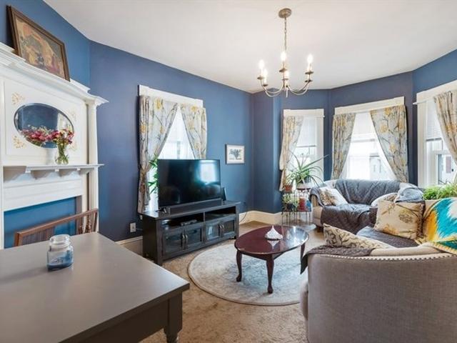 29 Lewis St Apt 2, Lynn, MA 01902
