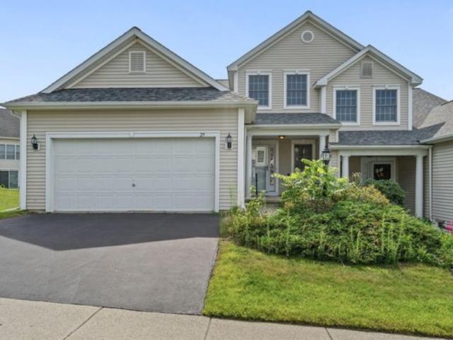 29 Lori Jean Pl, Troy, NY 12182