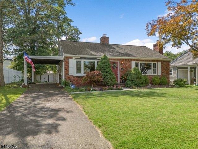29 Lynn Ave, Middlesex, NJ 08846