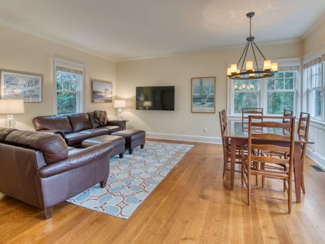 29 McGuirk St, East Hampton, NY 11937 | MLS #729405