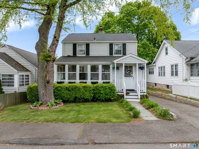 29 Magnolia Ave, Norwalk, CT 06850