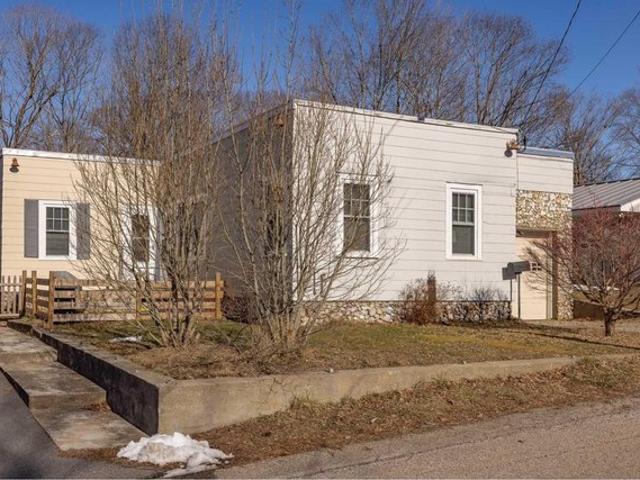 29 Main St, Kittery, ME 03904