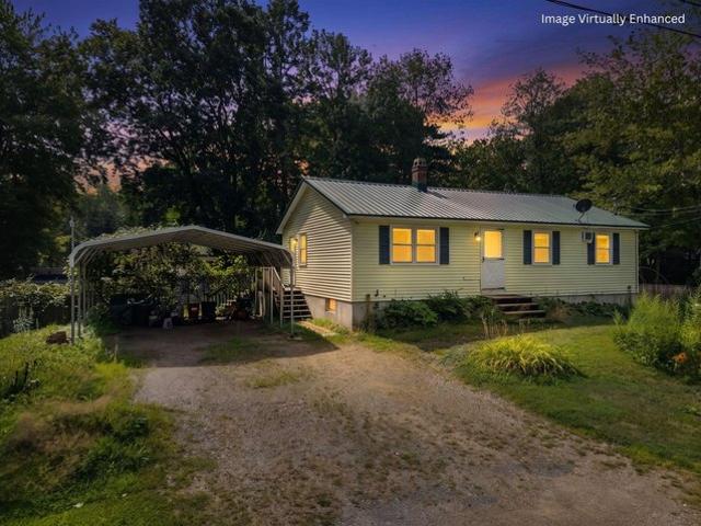 29 Malden Ave, Sanford, ME 04073
