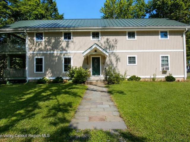 29 Maple Ave, Hunter, NY 12442