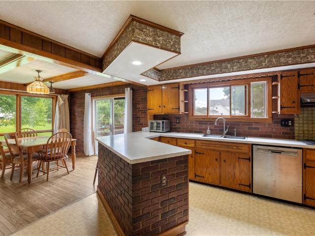 29 Mays Avenue