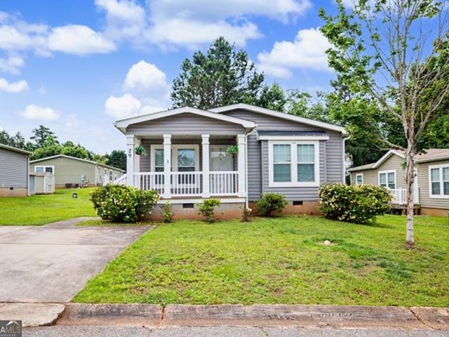 29 Meadow View St, Newnan, GA 30263